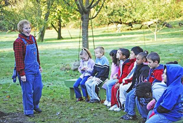Volunteer field trip guides needed at Mary Olson Farm | Auburn Reporter