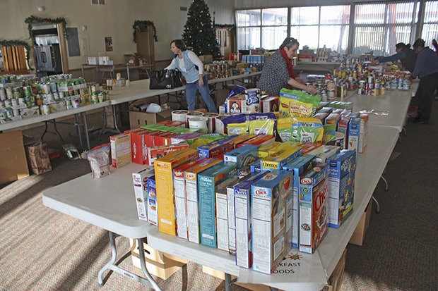 Large food drive makes an impact | Auburn Reporter