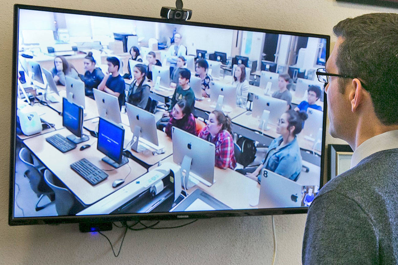 Taking the classroom to the Capitol with technology | Auburn Reporter