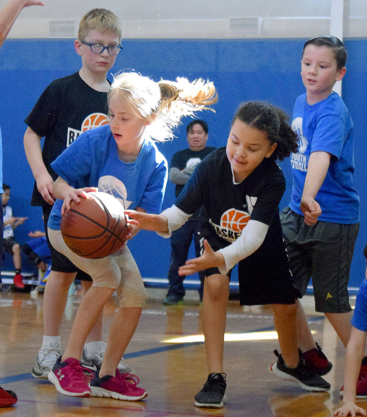 Keep away | Auburn Reporter