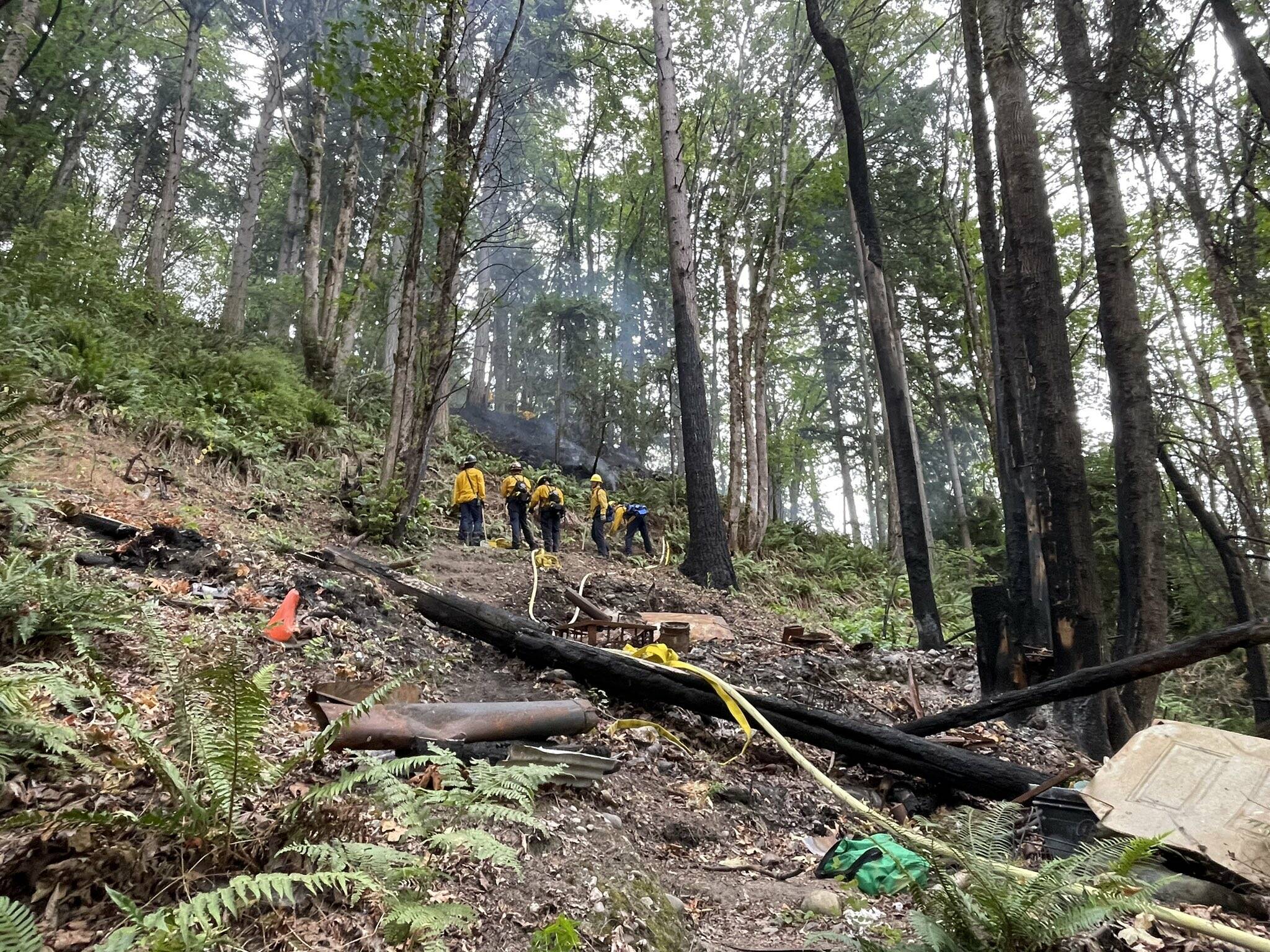 Crews battle three-alarm brush fire in Auburn | Auburn Reporter