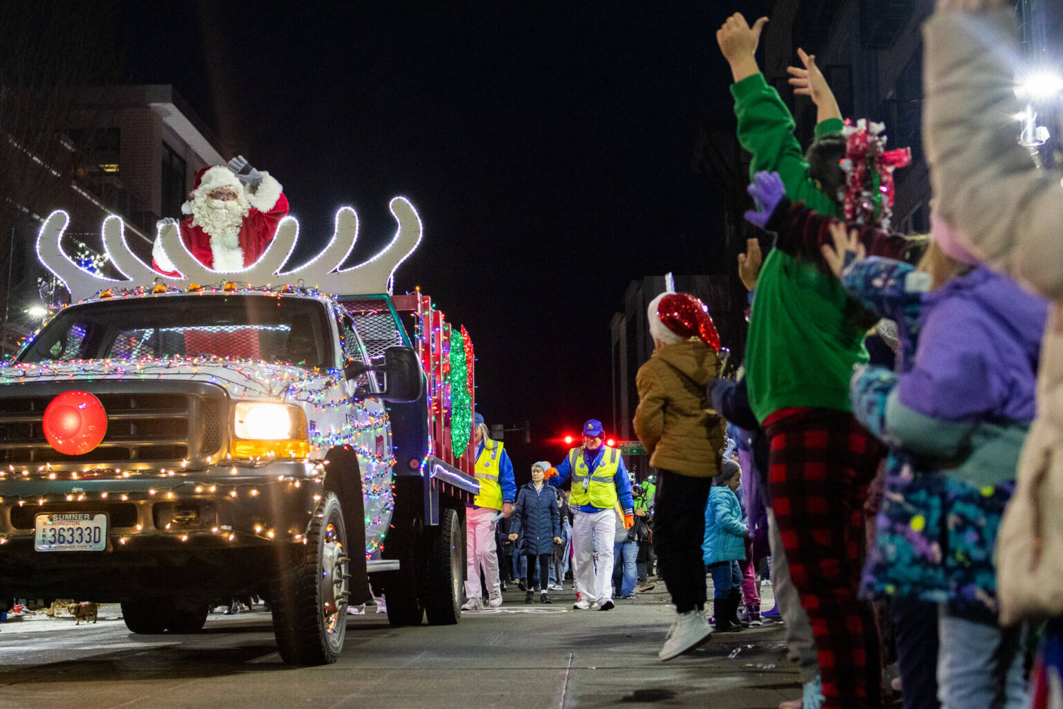 Auburn’s Santa Parade and tree lighting is Dec. 7 on Main Street ...