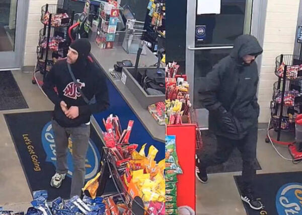 Auburn police searching for robbery suspects | Auburn Reporter