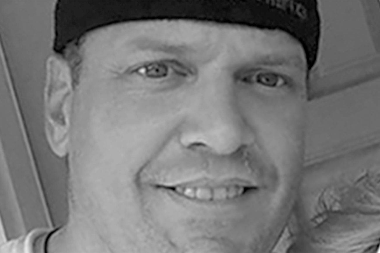 JASON MATTHEW MOLES | Auburn Reporter