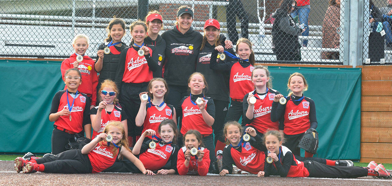 Rainiers top Divas for city Little League softball title | Auburn Reporter