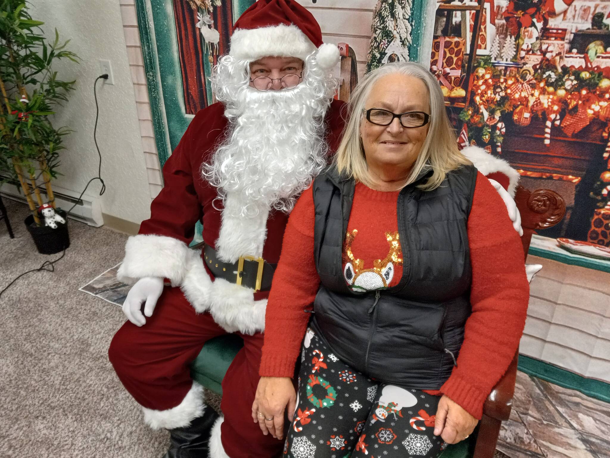 Santa Claus is still coming to town despite house troubles | Auburn ...